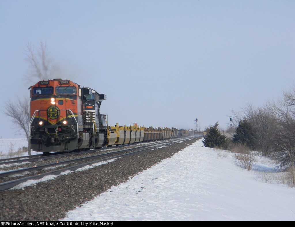 BNSF 1049